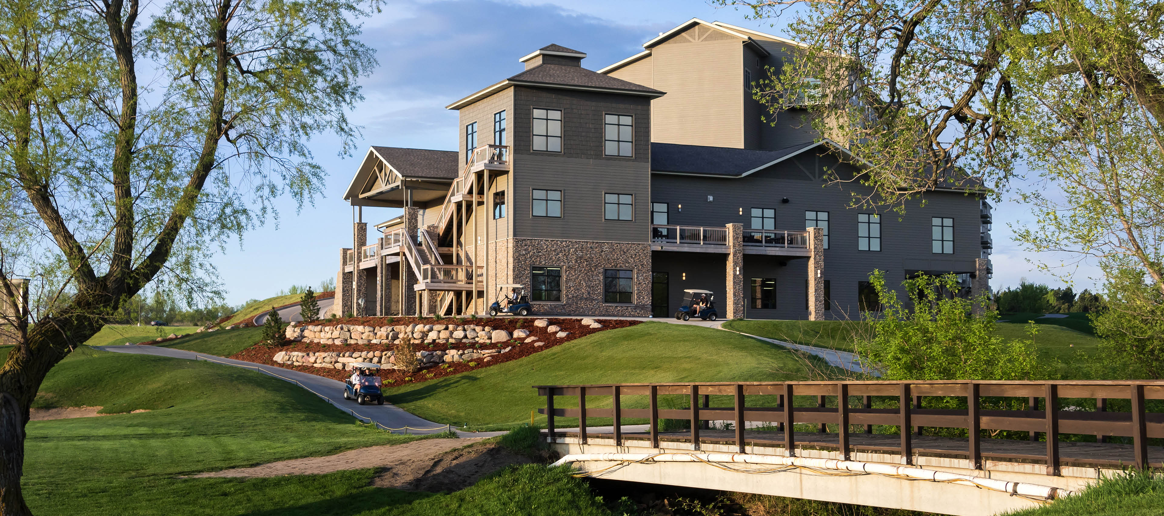 Architecture Inc - The Bluffs at Willow Run